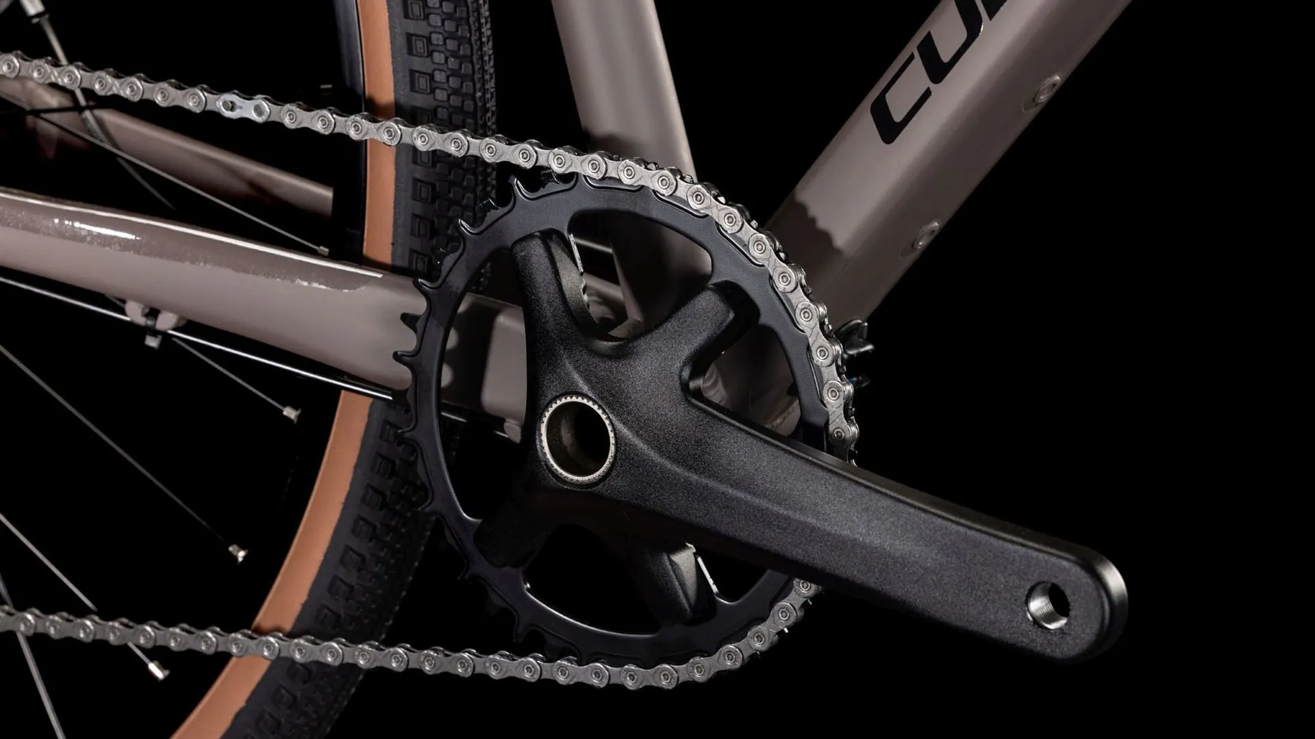 Cube Nuroad ONE Gravel Bike in Cedar and Black