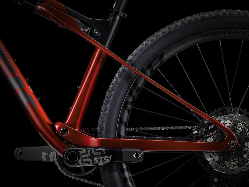 TREK Supercaliber 9.8 XT Cross Country Mountain Bike in Crimson