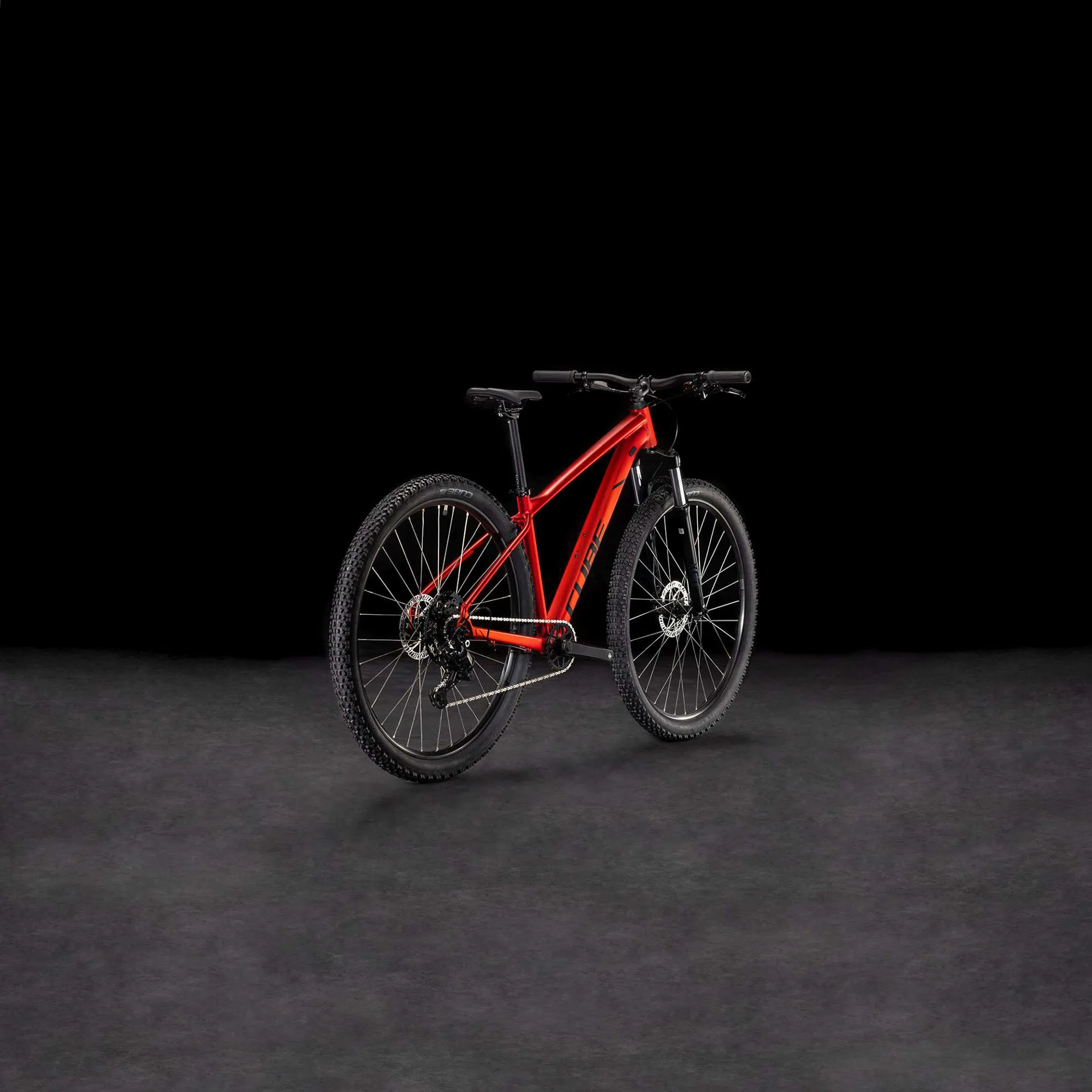 Cube Aim Pro Hardtail Mountain Bike in Fireorange and Black