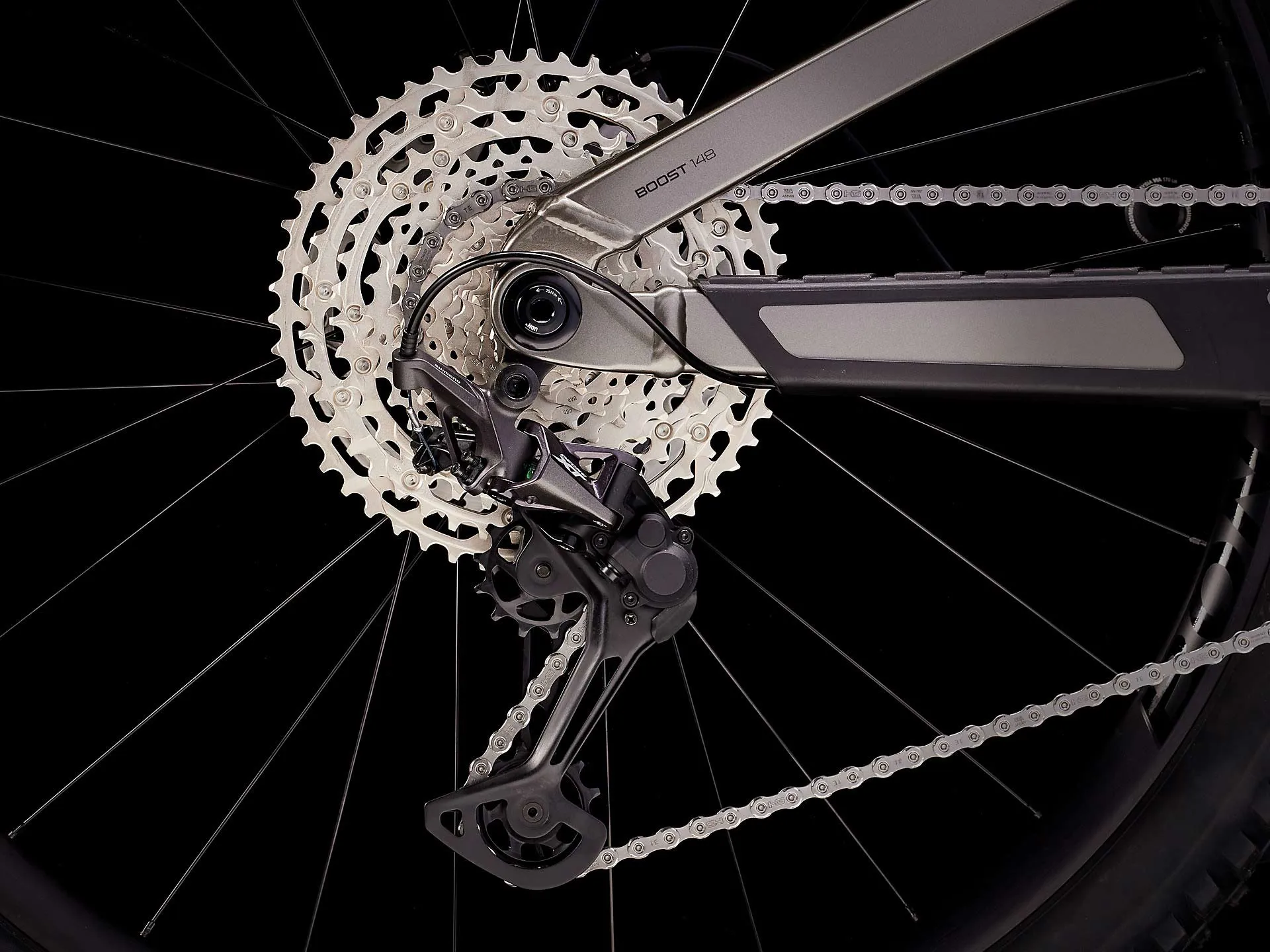 TREK Slash 7 Full Suspension Mountain Bike in Mercury Grey