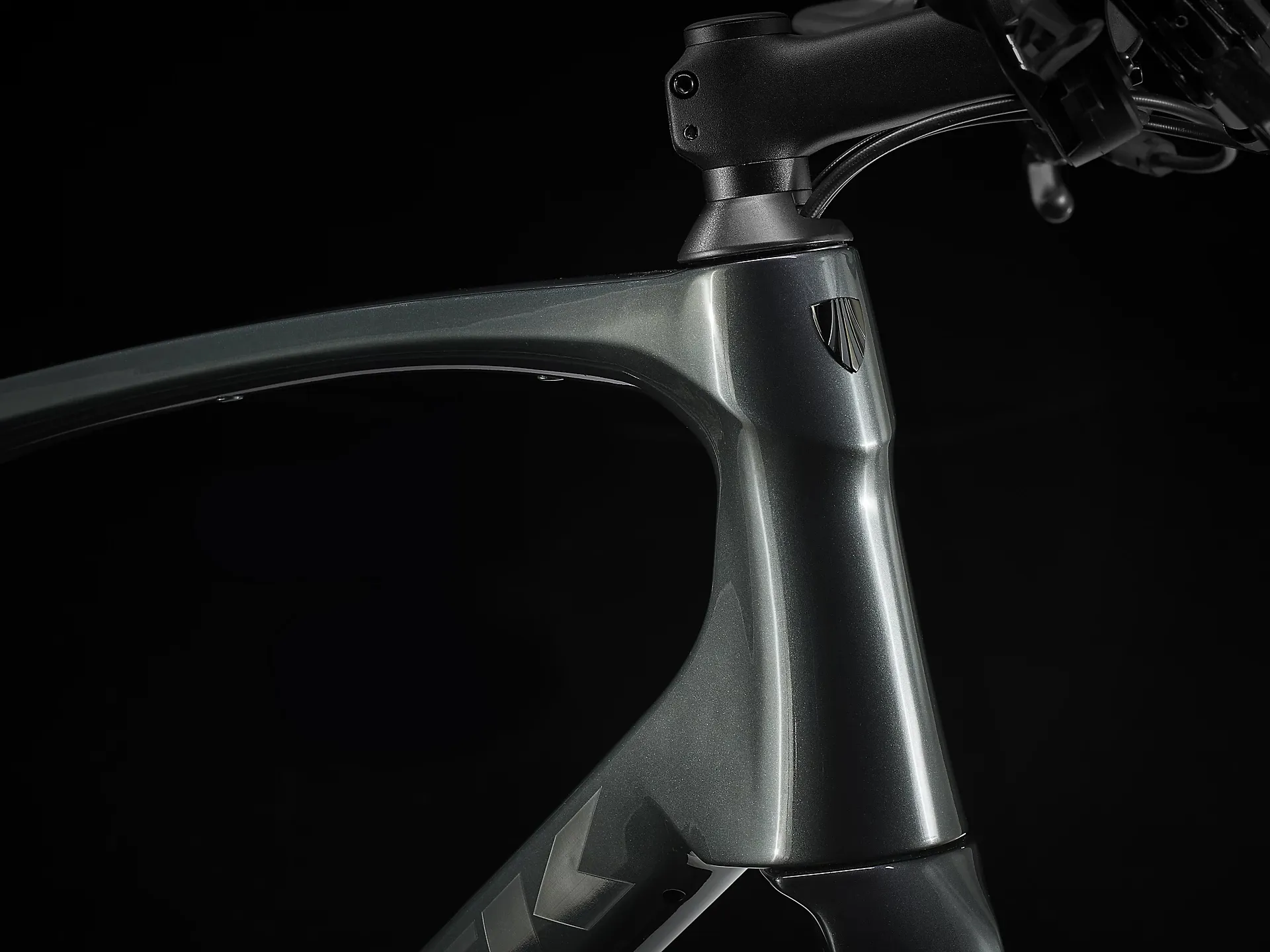 TREK FX Sport 4 Hybrid Bike in Lithium Grey