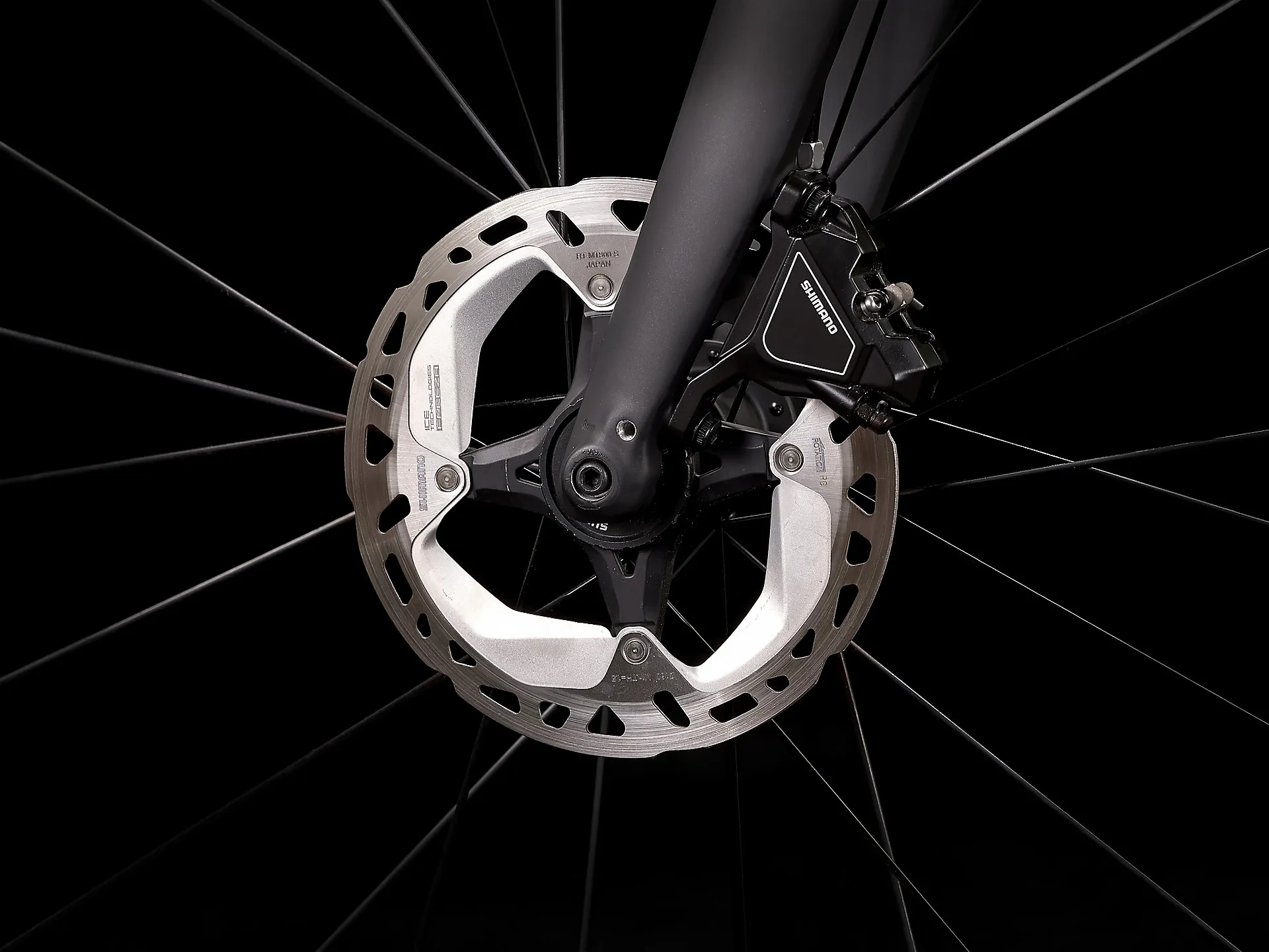 TREK FX Sport 6 Carbon Hybrid Bike in Deep Smoke