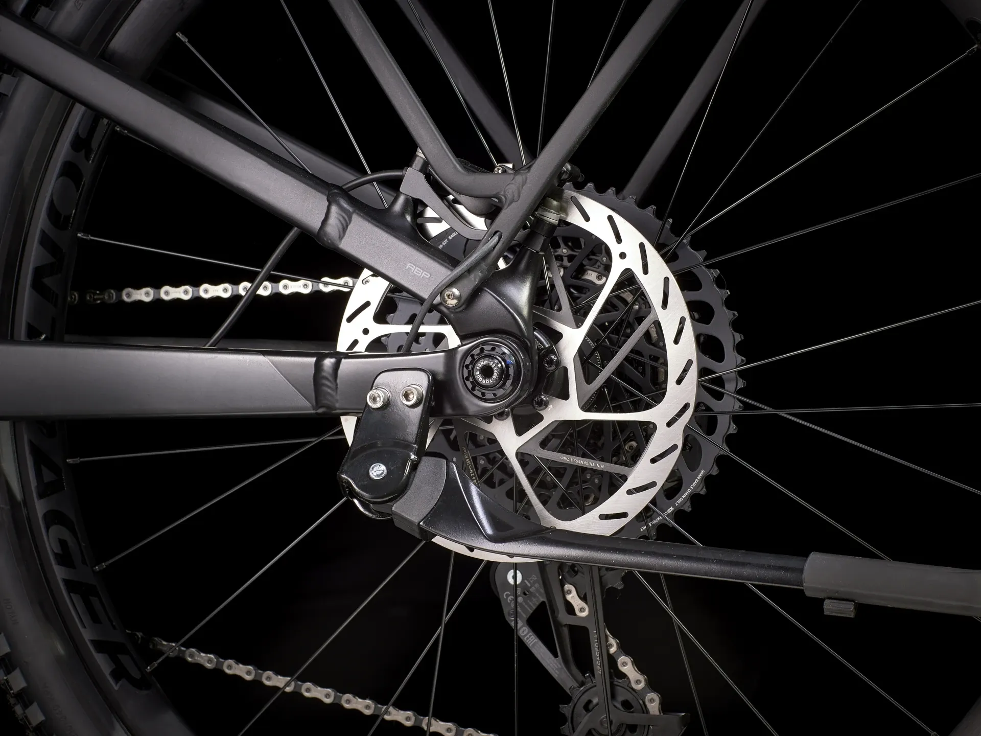 TREK Powerfly FS 9 Equipped 625Wh Gen 3 Full Suspension Electric ...