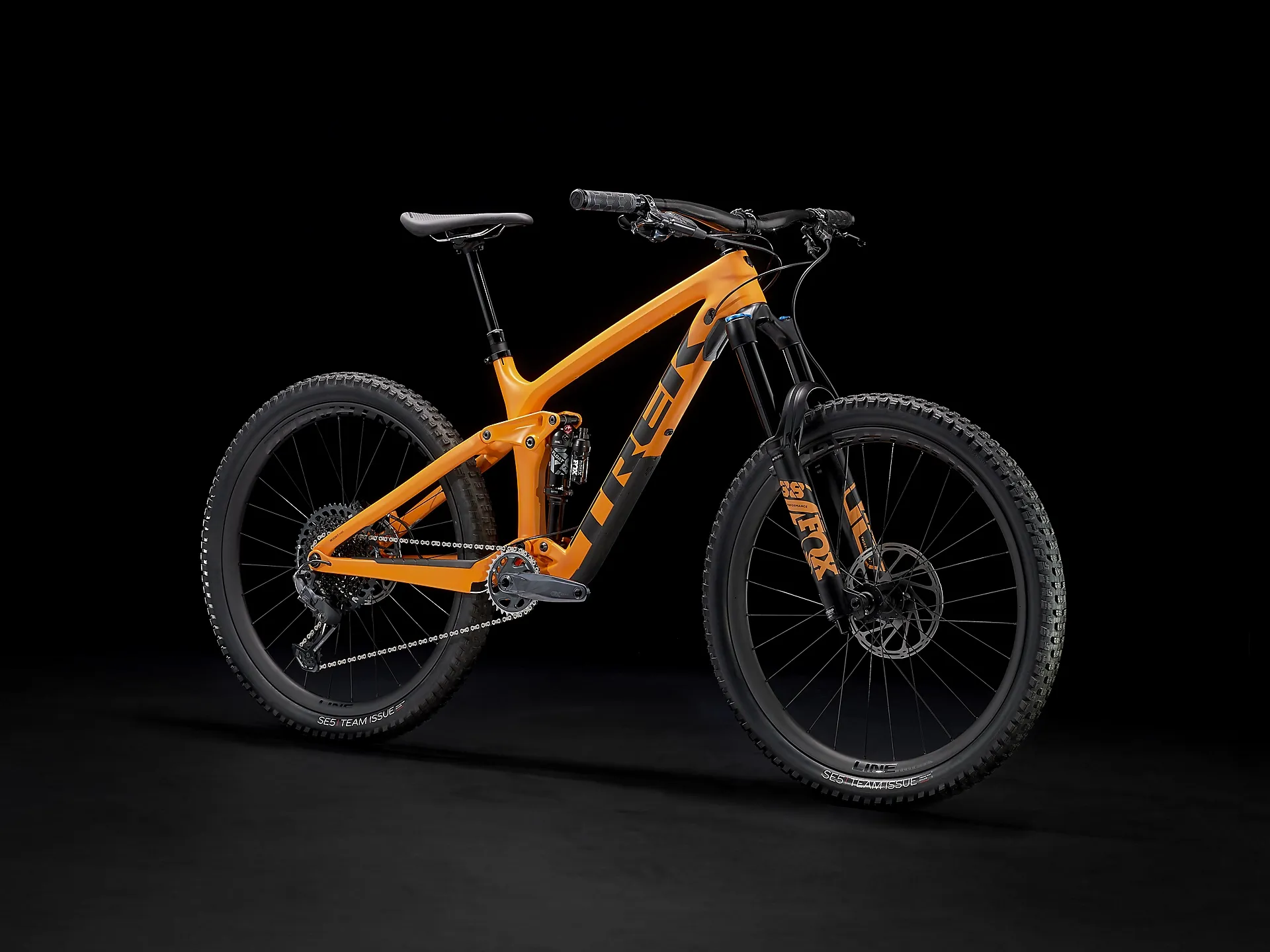 TREK Remedy 9.8 Full Suspension Mountain Bike in Satin Marigold