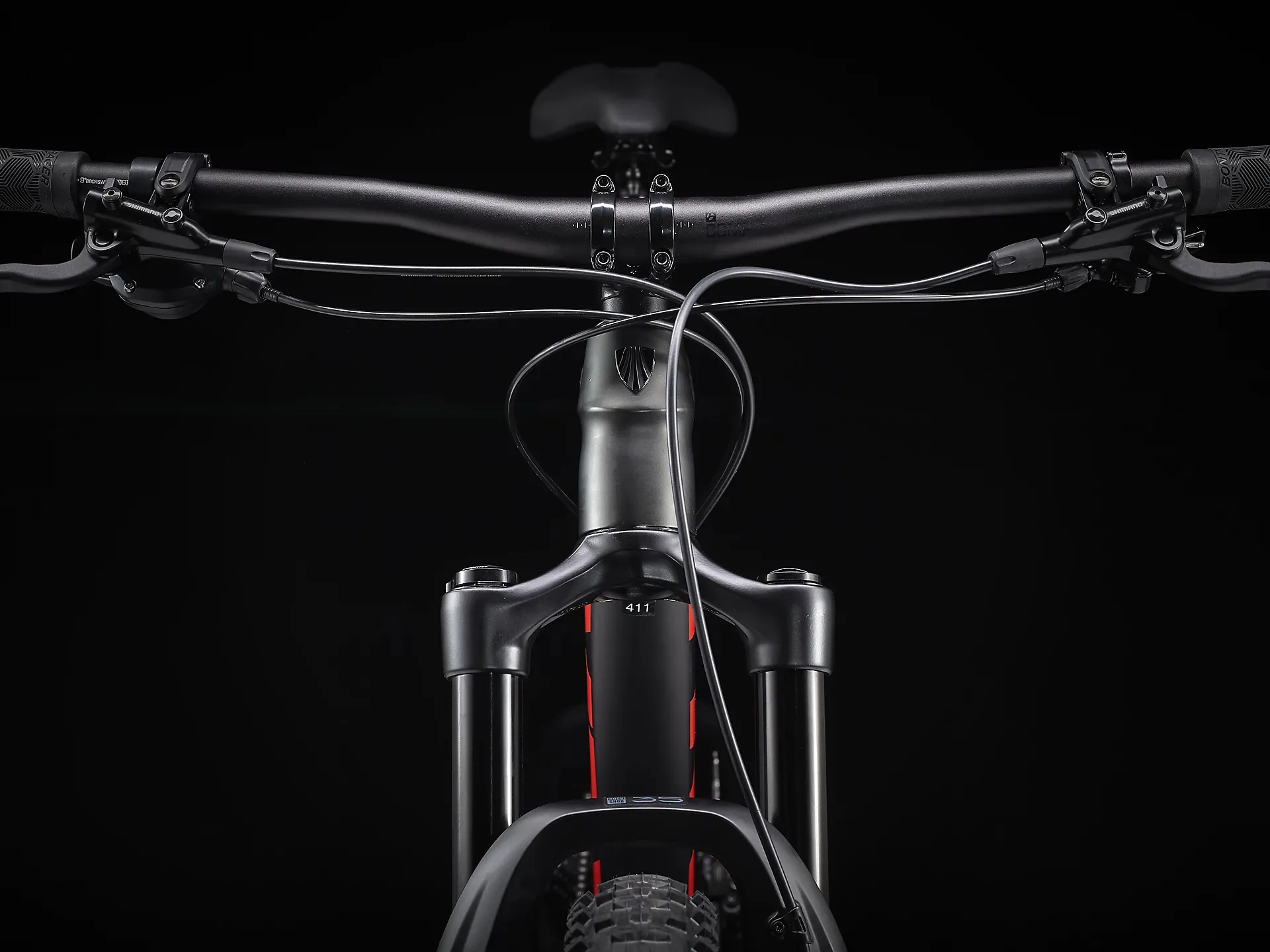 TREK Roscoe 8 Hardtail Mountain Bike in Matte Black Olive