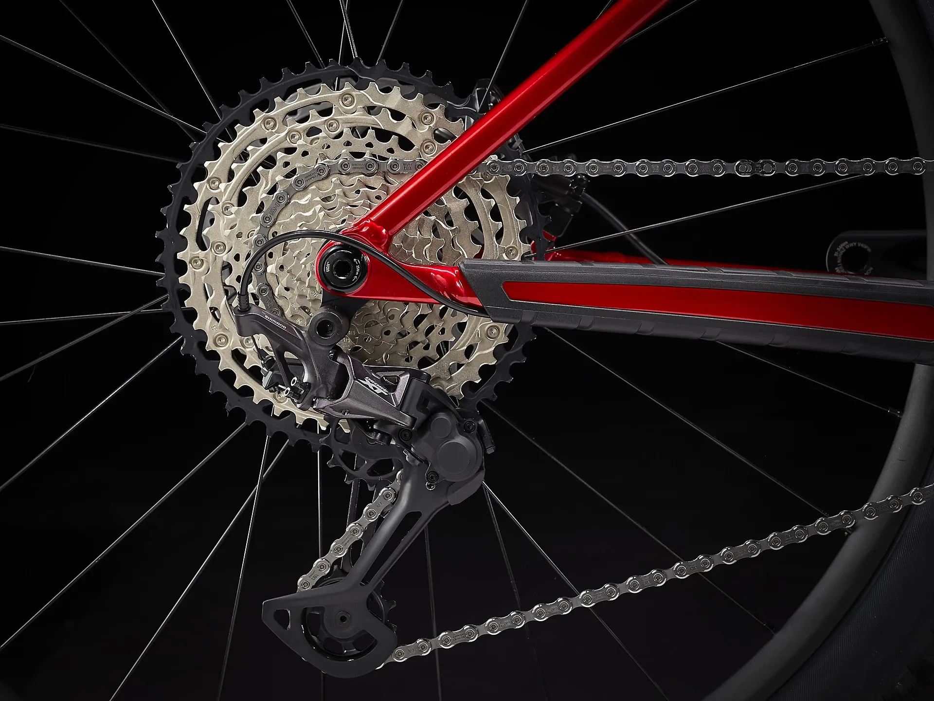 TREK Roscoe 9 Hardtail Mountain Bike in Crimson