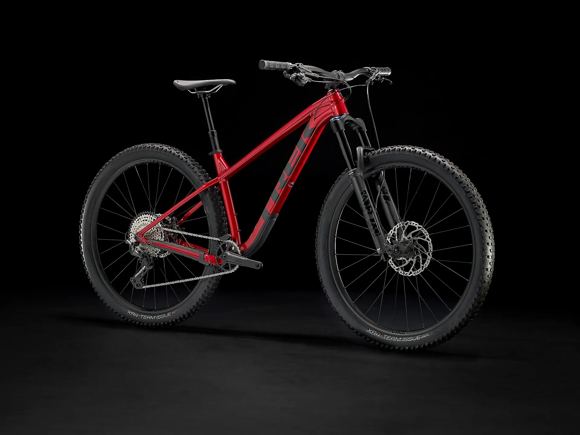 TREK Roscoe 9 Hardtail Mountain Bike in Crimson