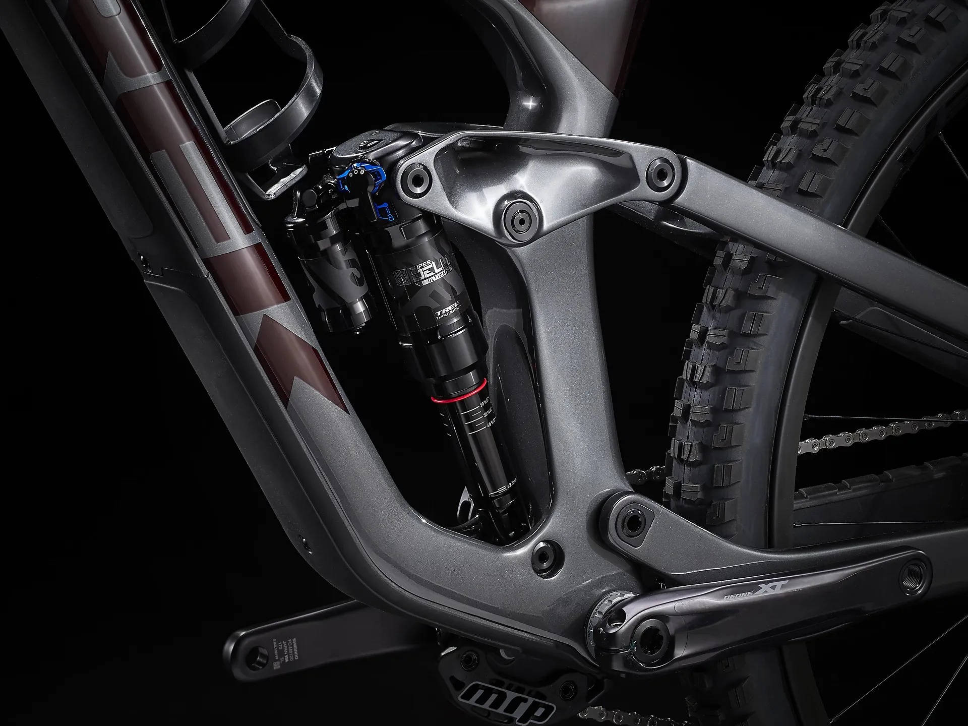 TREK Slash 9.8 XT Full Suspension Mountain Bike in Grey