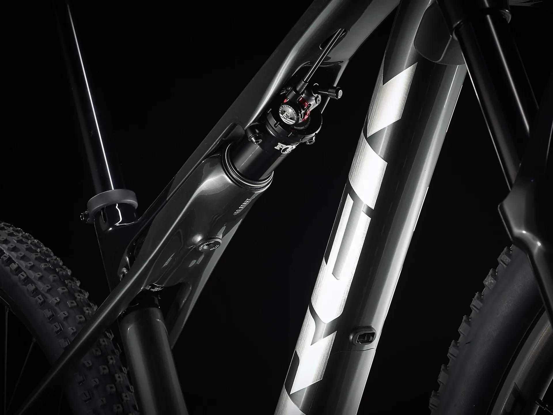 TREK Supercaliber 9.6 Full Suspension XC Mountain Bike in Grey