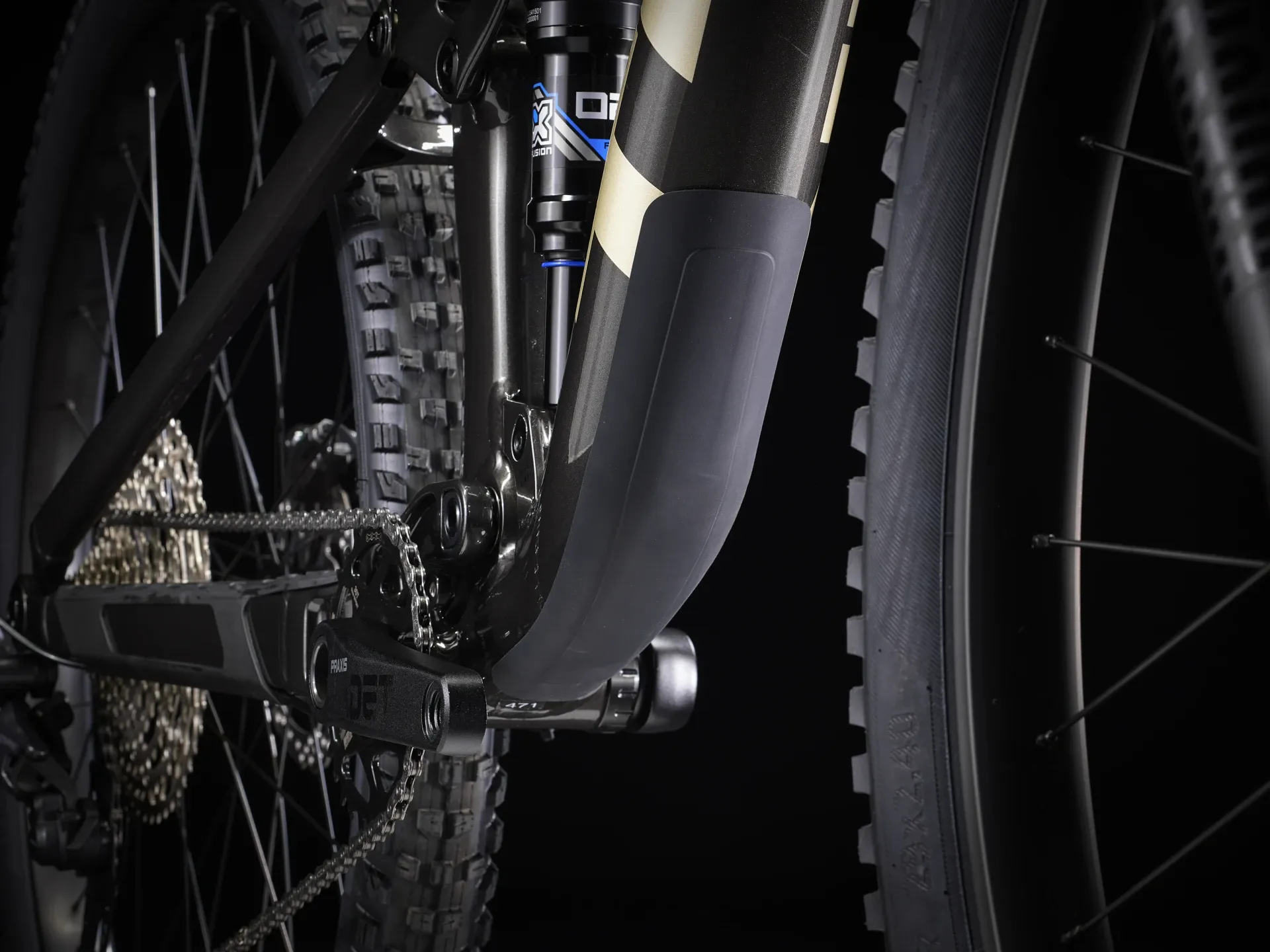 TREK Top Fuel 5 Full Suspension Mountain Bike in Pennyflake to Dnister ...