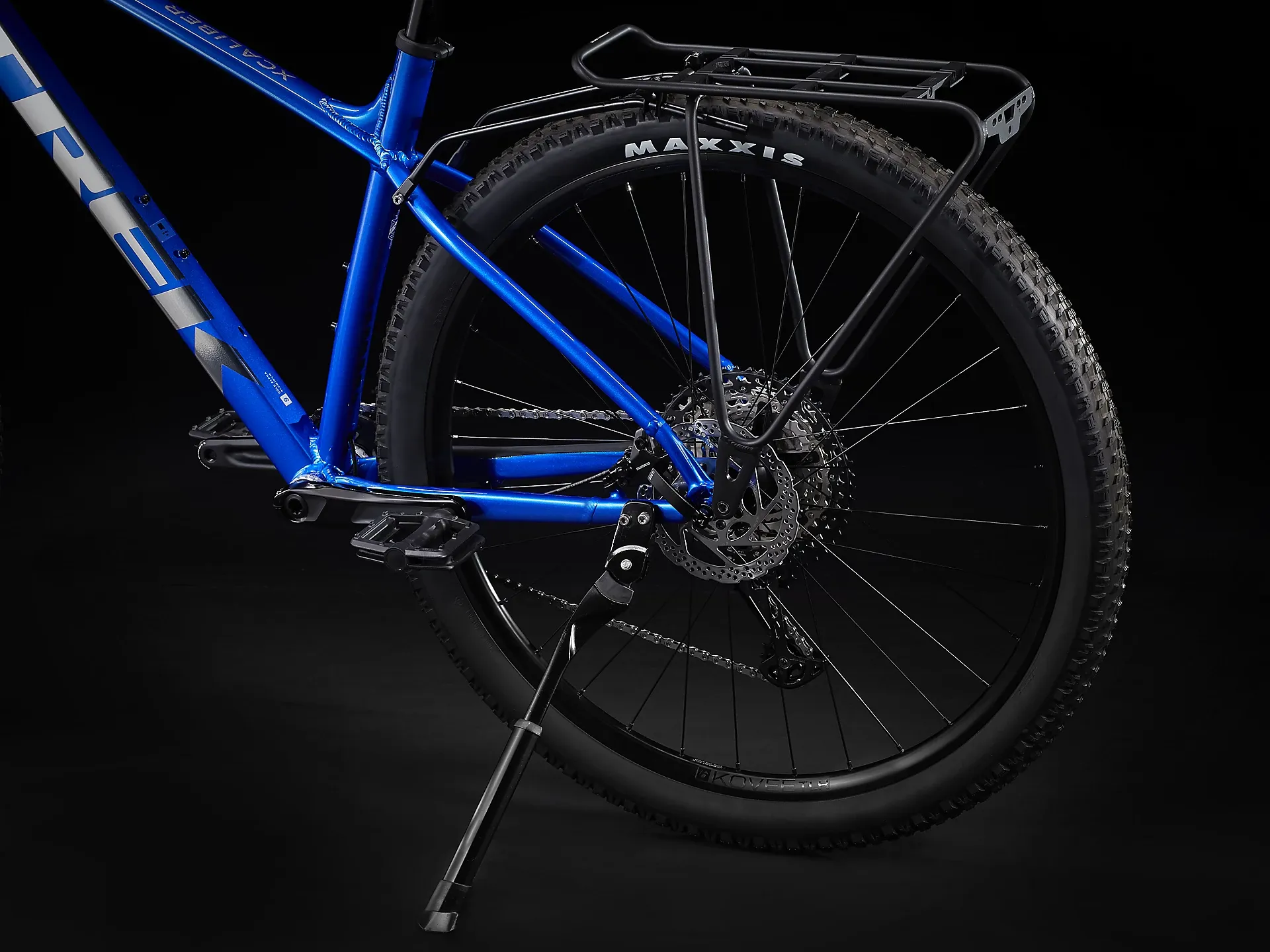 TREK X-Caliber 9 Hardtail Mountain Bike in Blue