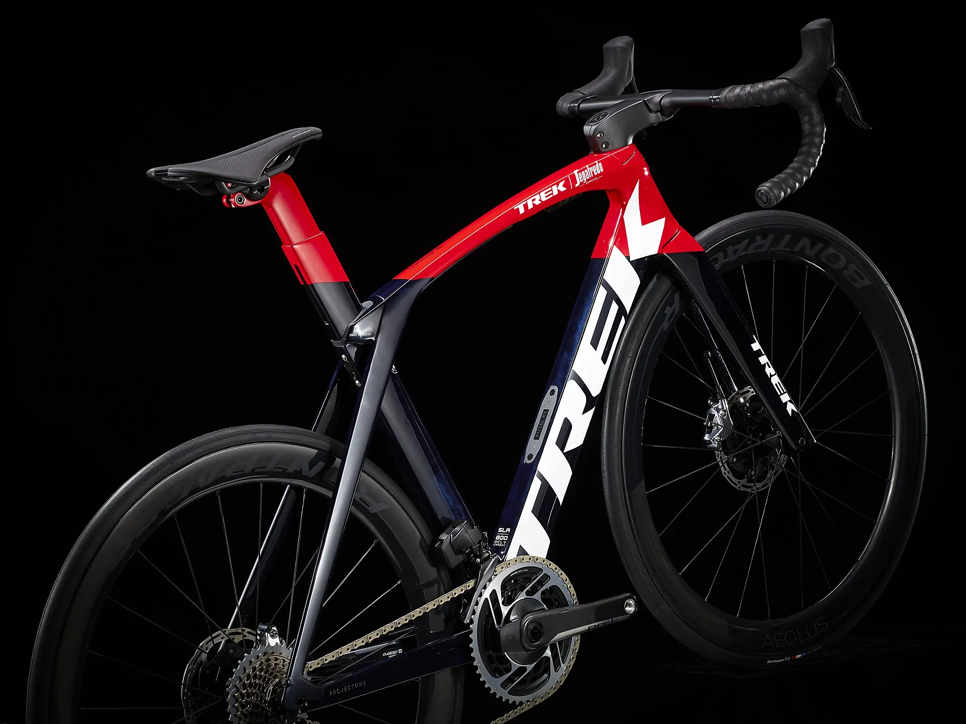 2022 Trek Madone SLR 9 eTap Road Bike Navy Carbon and Red