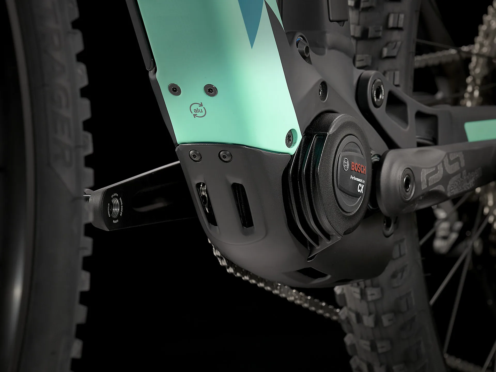 TREK Rail 5 Gen 2 625Wh Electric Bike in Black and Miami Green