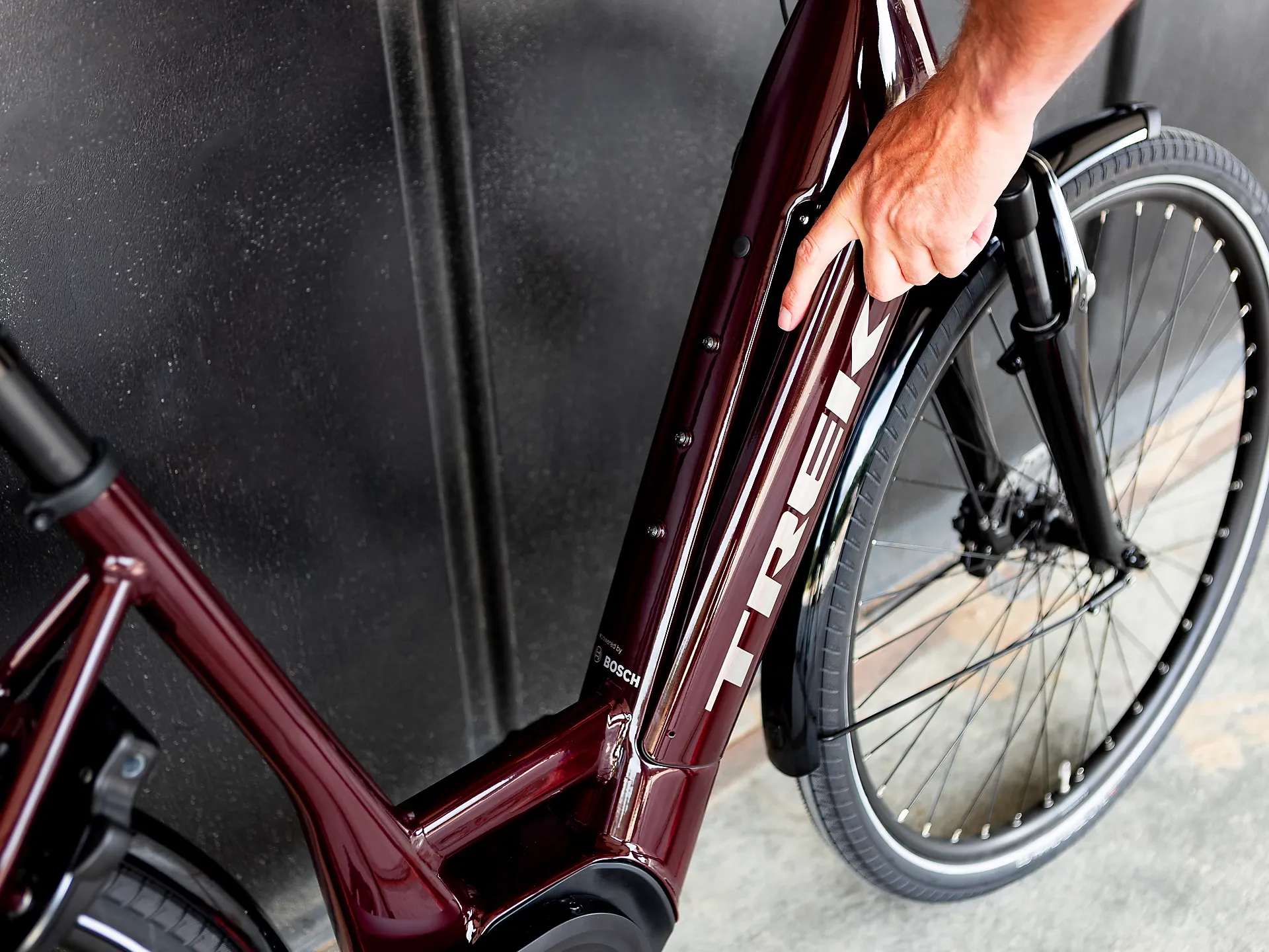 TREK Verve+ 4 Lowstep 500Wh Electric Hybrid Bike Red